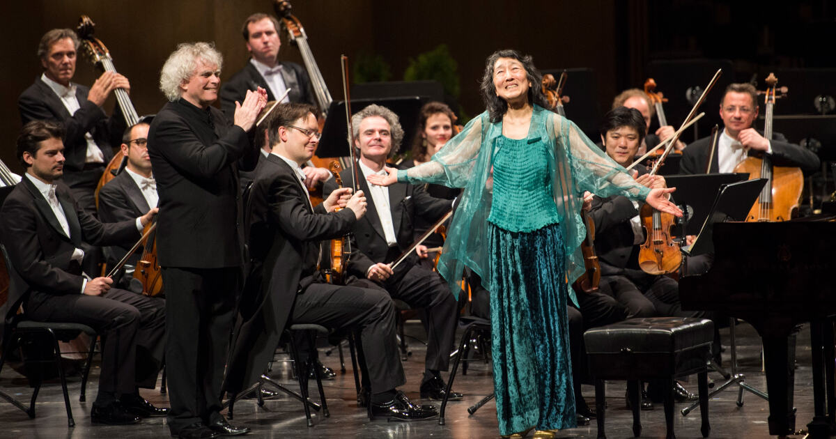 Beethoven and Mozart with Simon Rattle and Mitsuko Uchida at the Easter ...