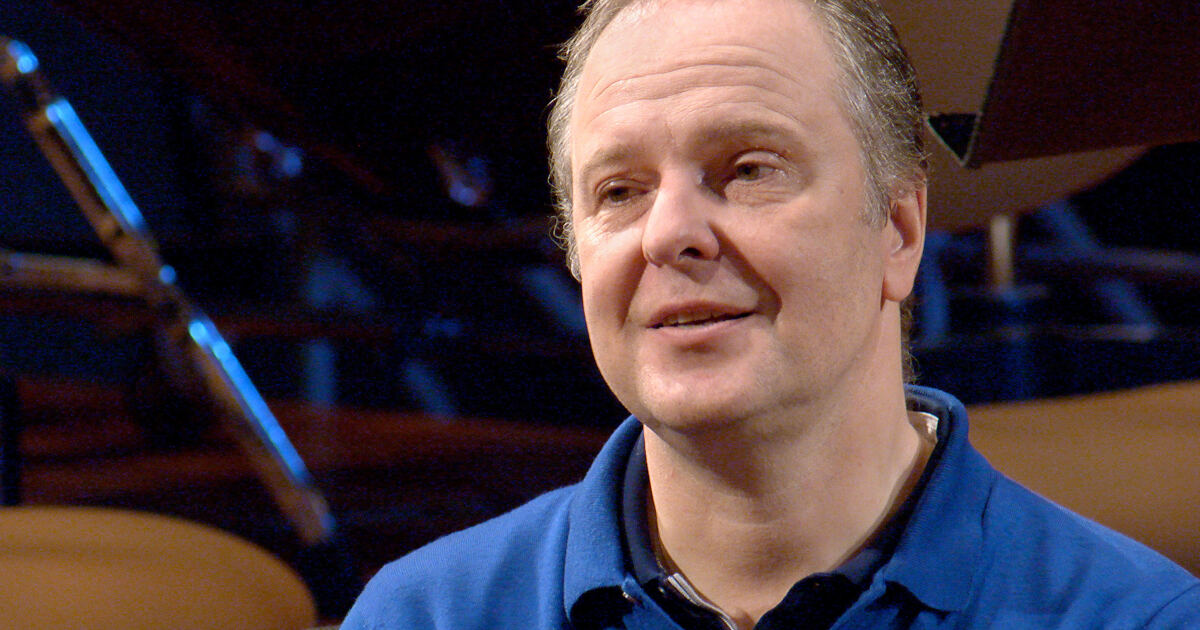 Sakari Oramo en conversation avec Fergus McWilliam | Digital Concert Hall