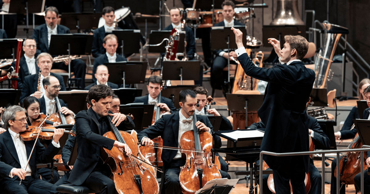 Thomas Guggeis debuts with “Also sprach Zarathustra”