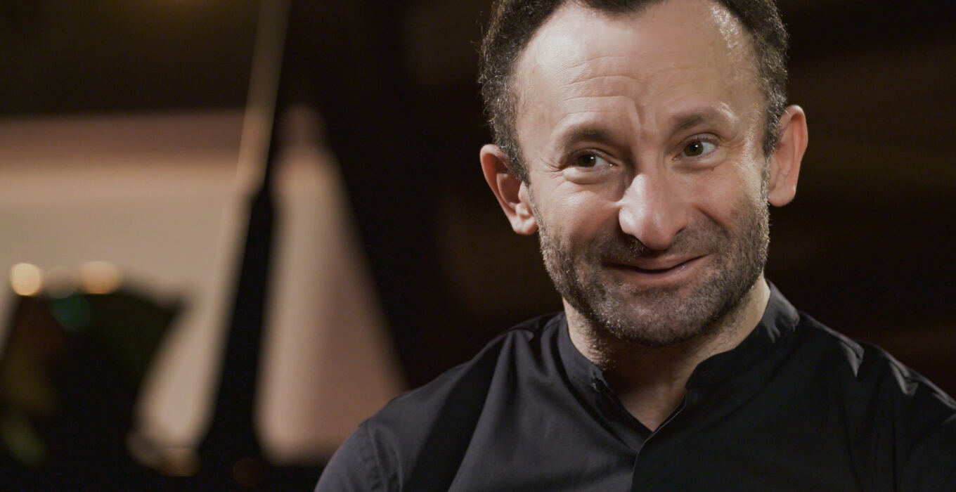 Kirill Petrenko in conversation with Martin Menking | Digital Concert Hall