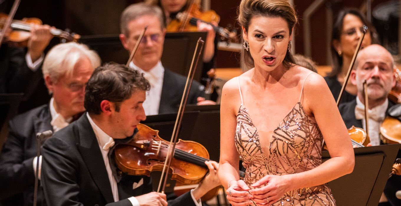 Semyon Bychkov conducts Mahler’s Fourth and a new work by Larcher ...