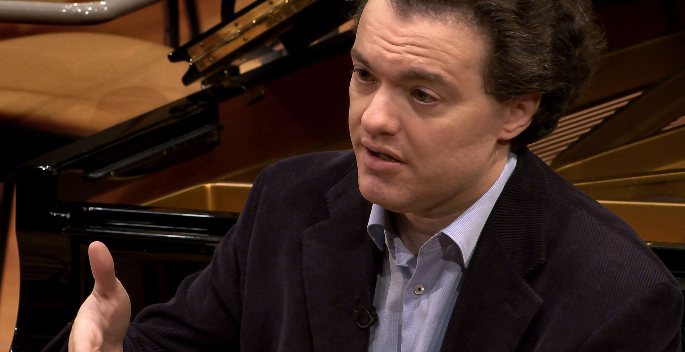 Evgeny Kissin in conversation with Fergus McWilliam | Digital Concert Hall